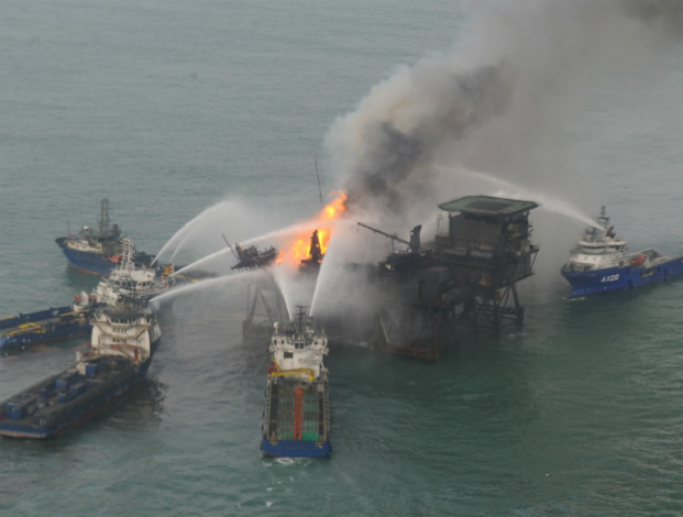 Rig fire at Socar-owned platform extinguished - The Energy Year