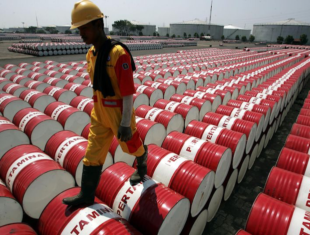 Crude up ahead of stockpiles report - The Energy Year