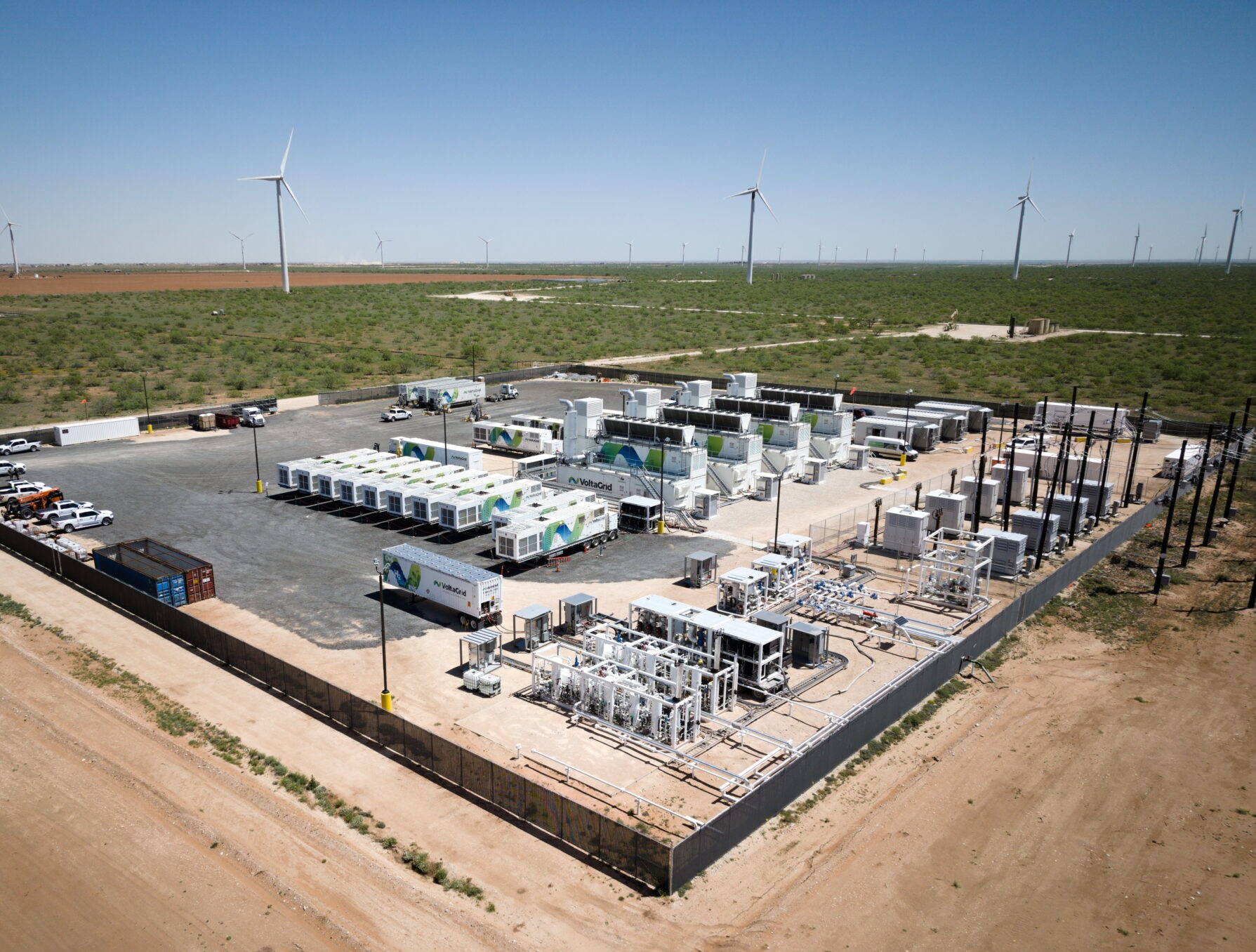 Blackstone, Halliburton back US microgrid startup with $1 billion - The ...